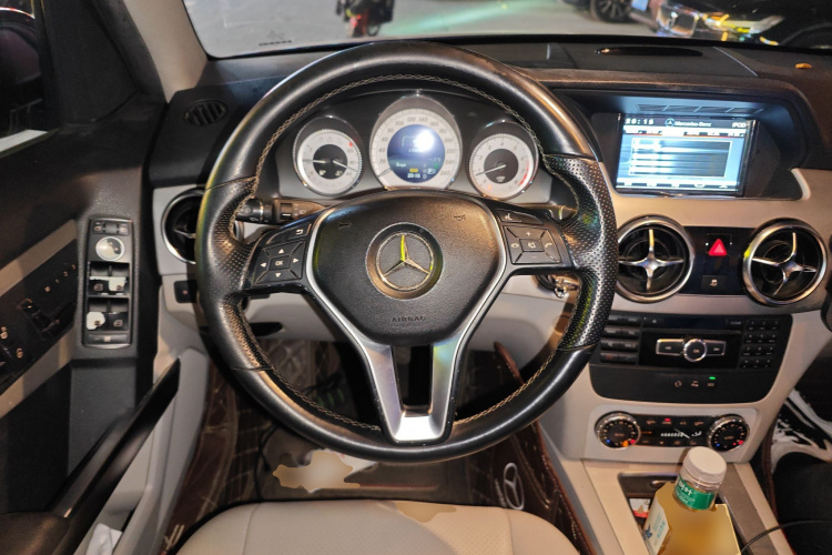 【17.08万公里】二手奔驰GLK级 2014款 GLK 260 4MATIC 动感型能卖多少钱 - 卖车上瓜子,卖给个人价更高