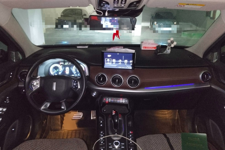 二手魏牌 VV6 2018款 2.0T 两驱超豪型 国V值多少钱 - 卖车上瓜子,卖给个人价更高